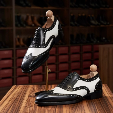 How to Wear Spectator Shoes?