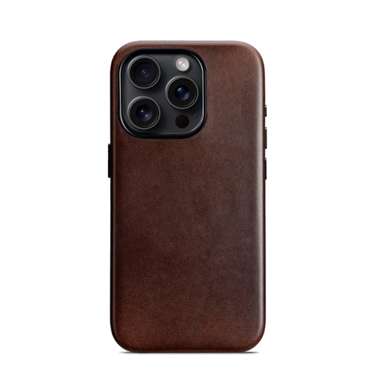 Why Leather iPhone Cases Are Still in Style in 2025