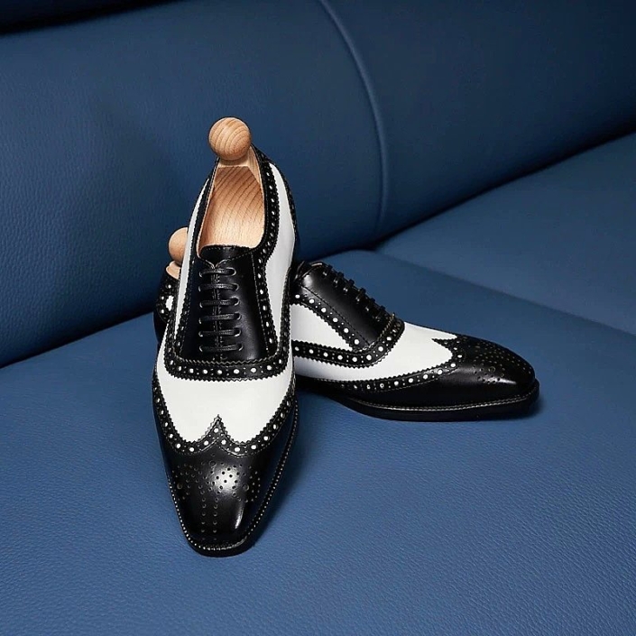 How to Wear Spectator Shoes?