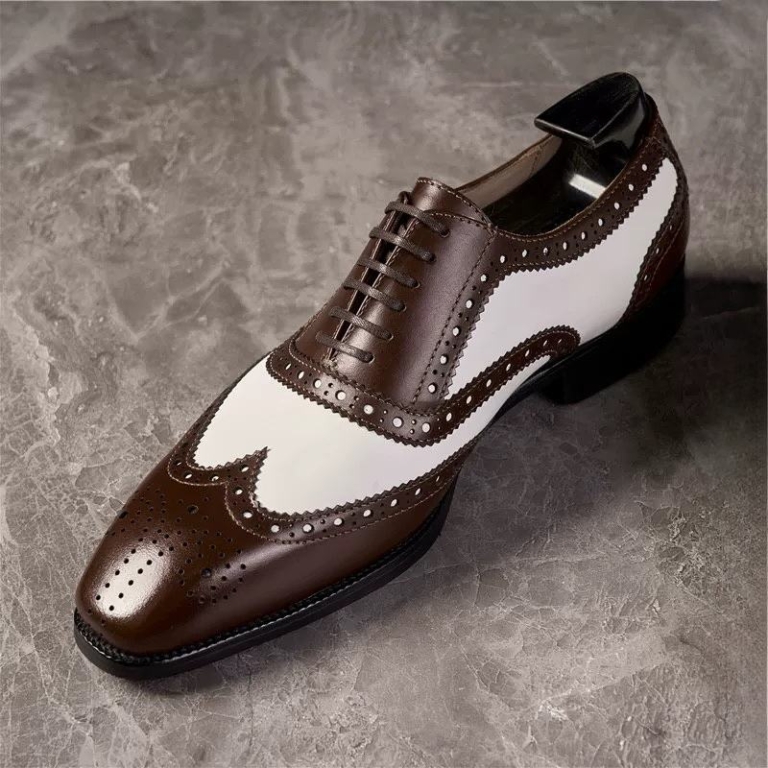 How to Wear Spectator Shoes?